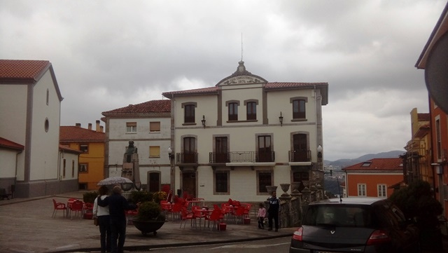 MUROS DE NALÓN (ASTURIAS) CONSENSUA EL RECUERDO DE LOS PERSONAJES ...