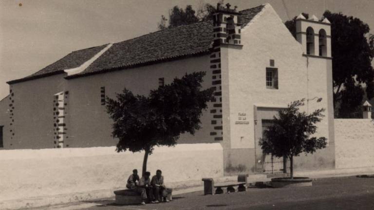 LA HISTORIA COMÚN SELLA LAS DOS JINÁMAR (CANARIAS) • ISAAC MENDIZÁBAL ...