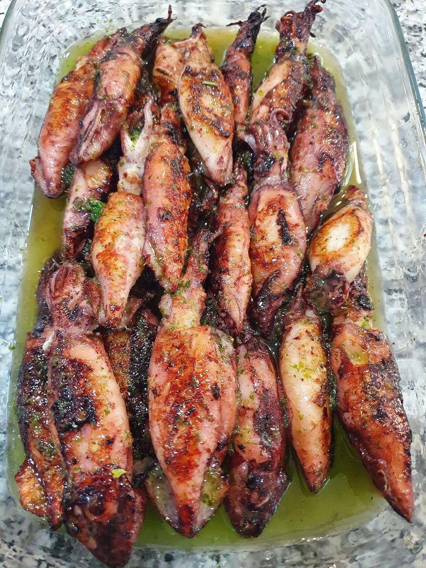 LES HISTORIES DE FIDALGO – CHIPIRONES , QUE SON CALAMARINOS, EN SALSA ...